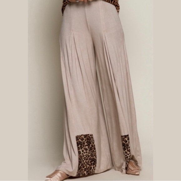 POL | Pants & Jumpsuits | Pol Wide Leg Palazzo Pants With Leopard Print ...